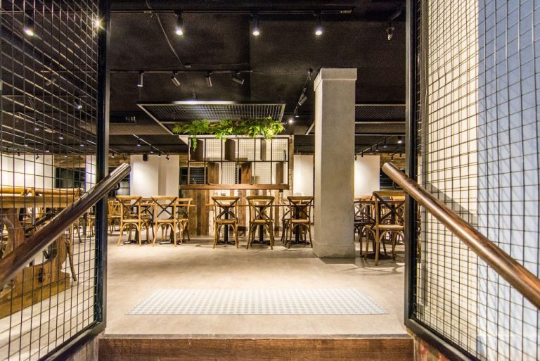 Absolute Thai William - Absolute Thai Group